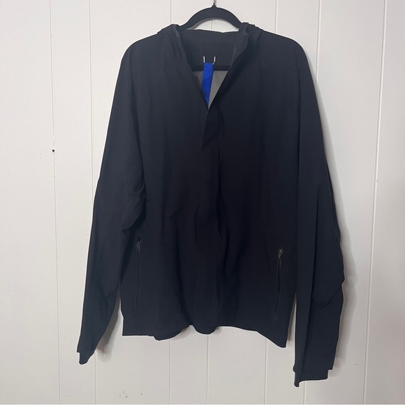Kit and Ace | Jackets & Coats | Kit Ace Hooded Performance Jacket W Pit ...